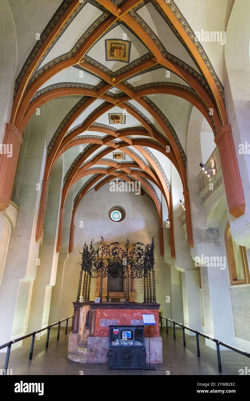 Pinkas Synagogue Interior, Prague, Czechia, Czech Republic Stock Photo ...
