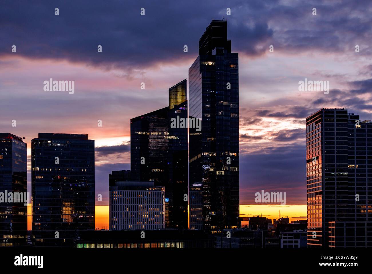 Business center office buildings night hi-res stock photography and ...
