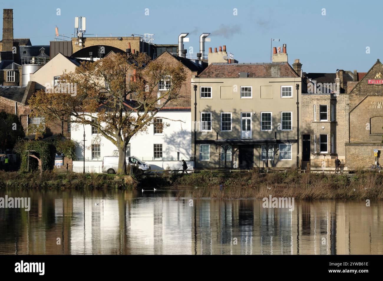 Stretch of Thames path from Hammersmith Bridge to Barnes, London,UK ...