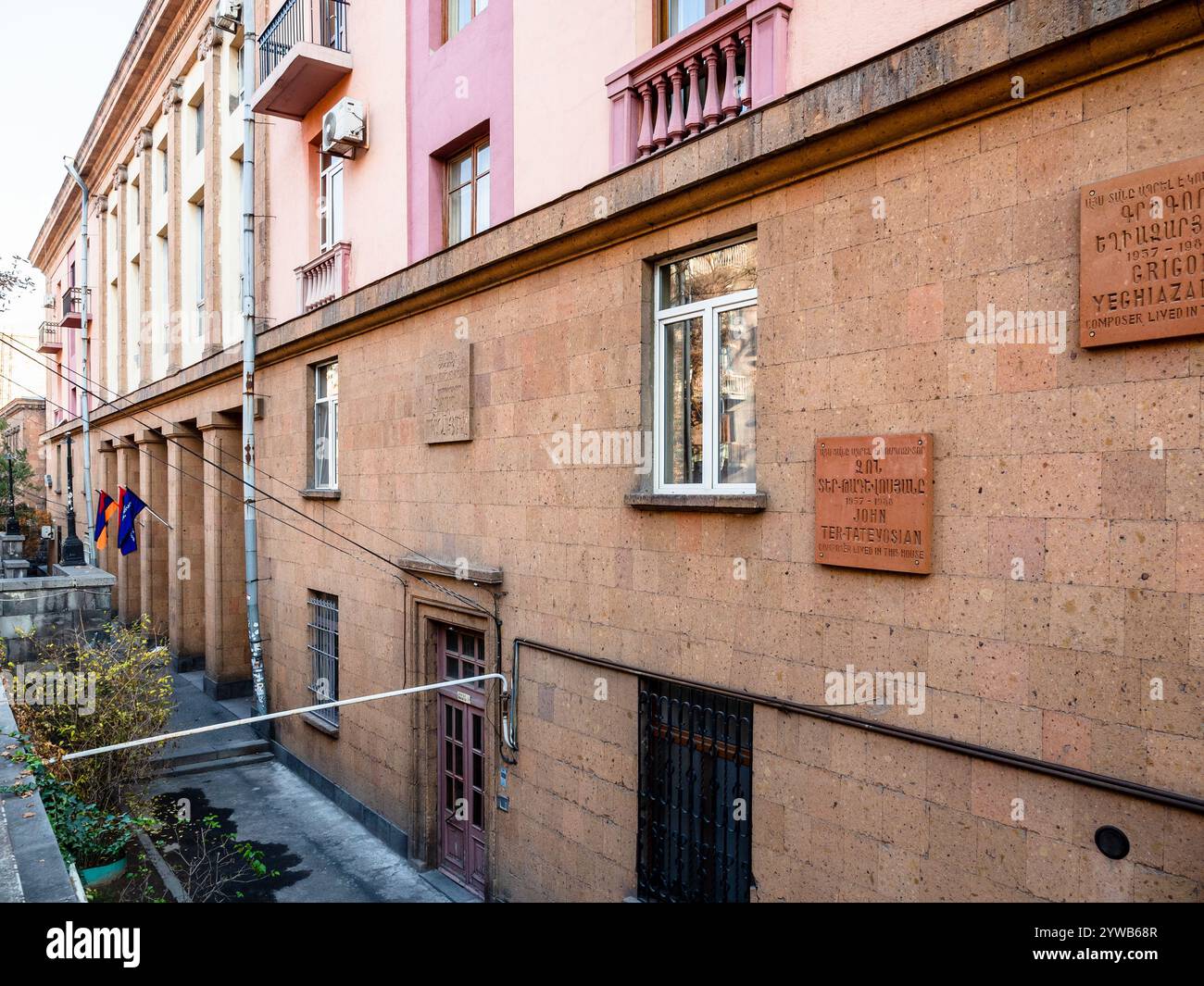 Derenik demirchyan hi-res stock photography and images - Alamy