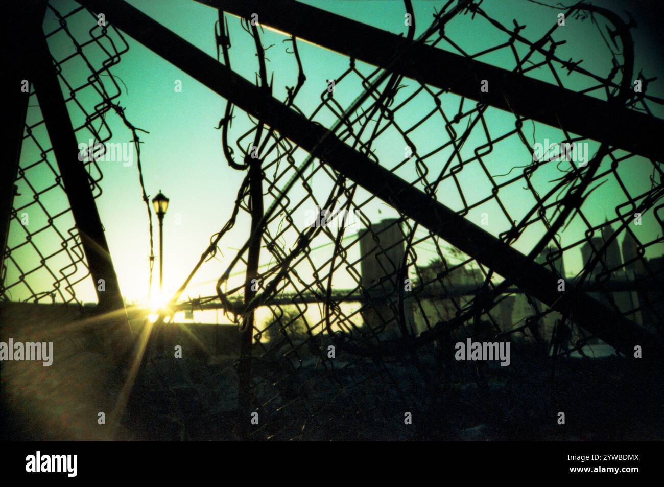 Broken barbed wire fence hi-res stock photography and images - Alamy