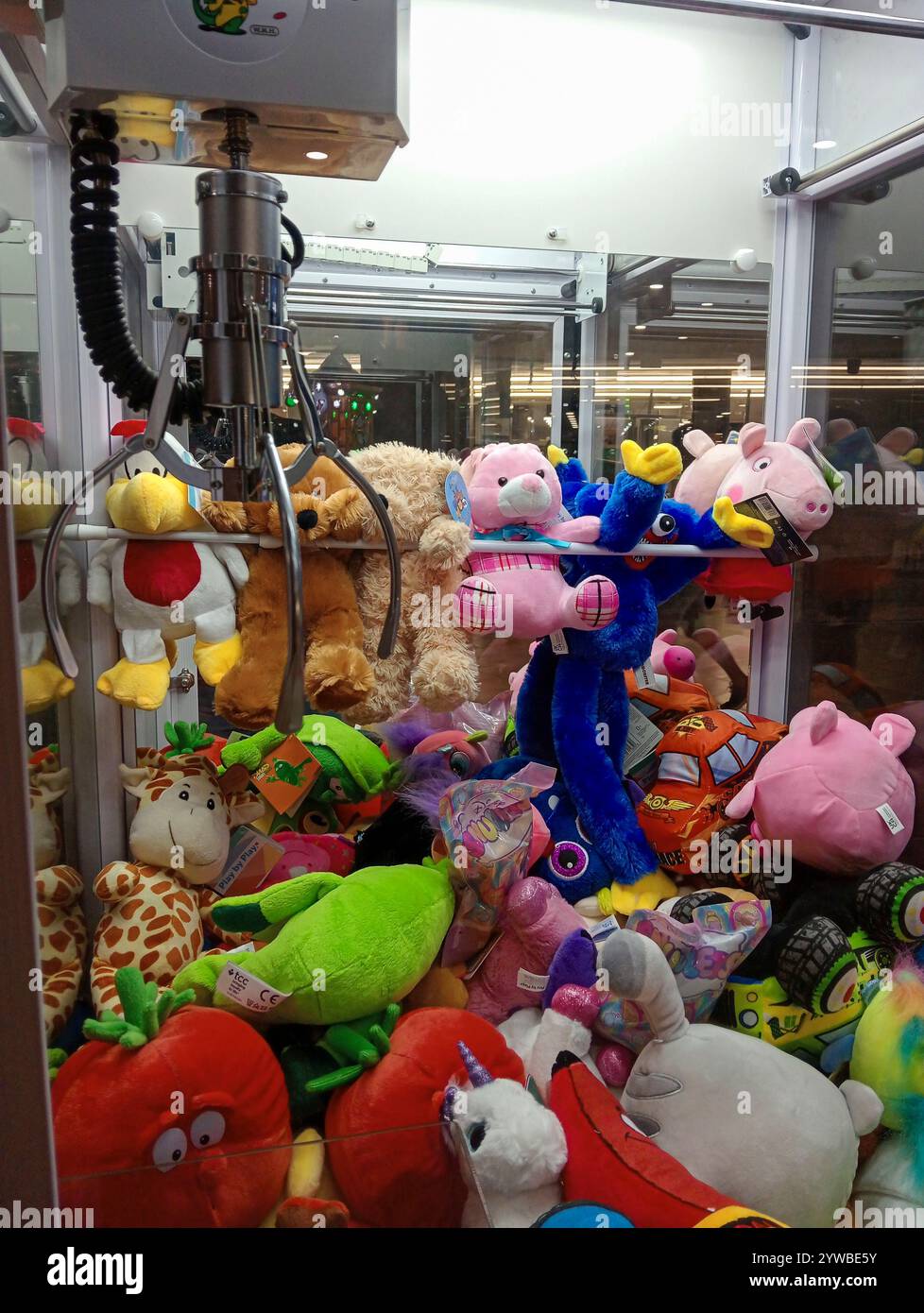 Toys hook machine hi-res stock photography and images - Alamy