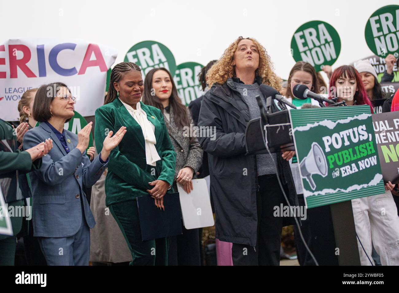 Ratify era hi-res stock photography and images - Alamy