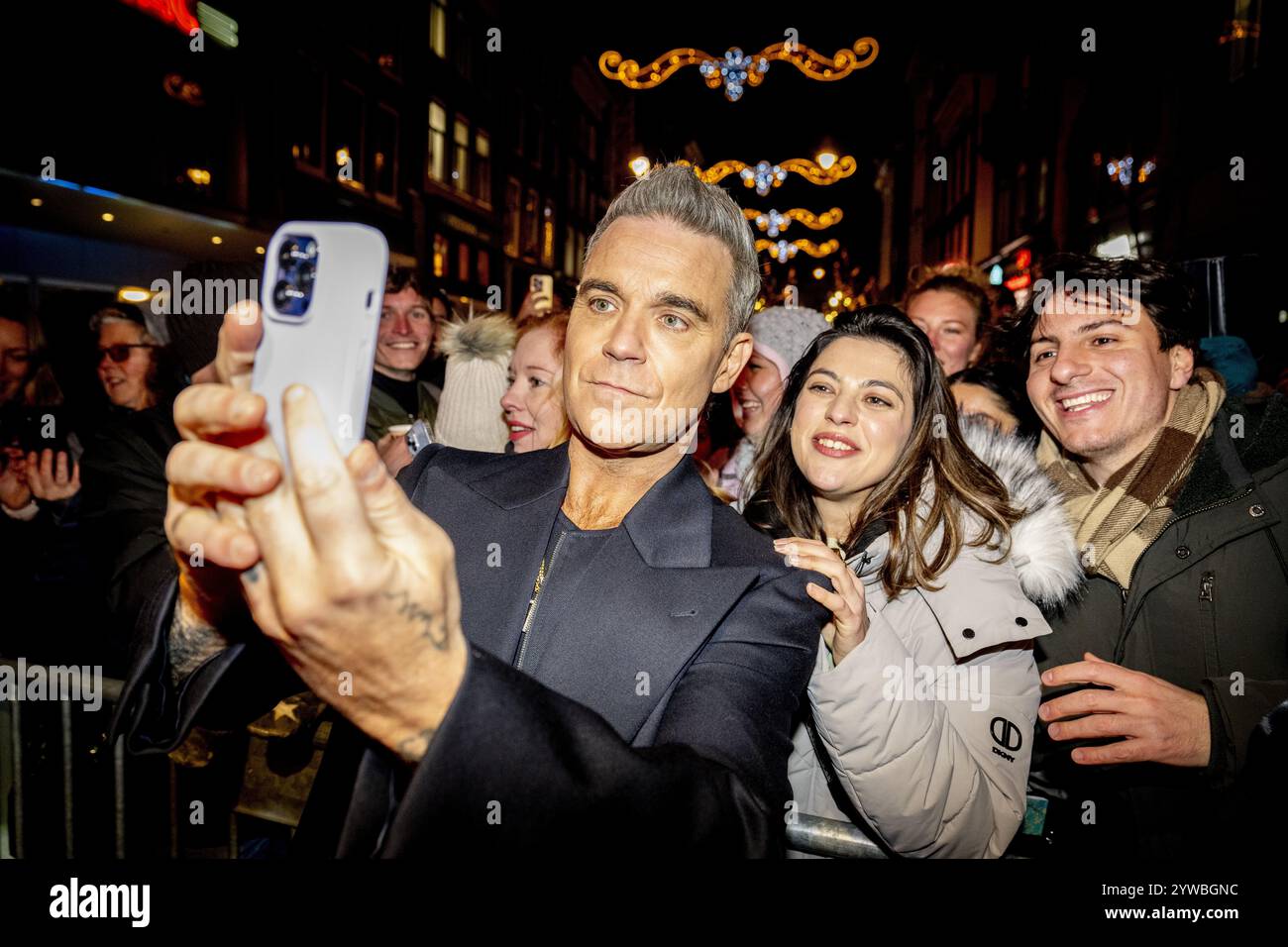 AMSTERDAM - Robbie Williams on the carpet during the premiere at Royal ...