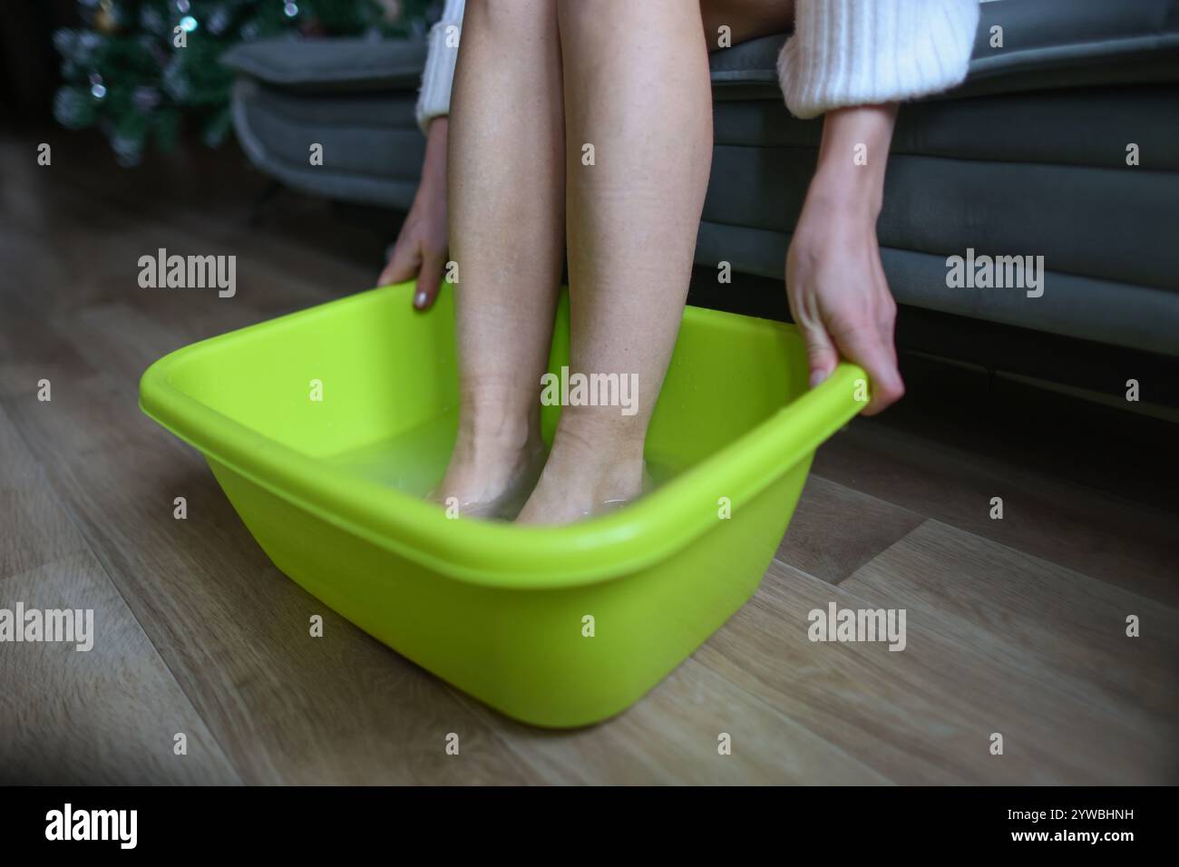 Soak Feet In Water – How To Soak Feet – ERDNLK