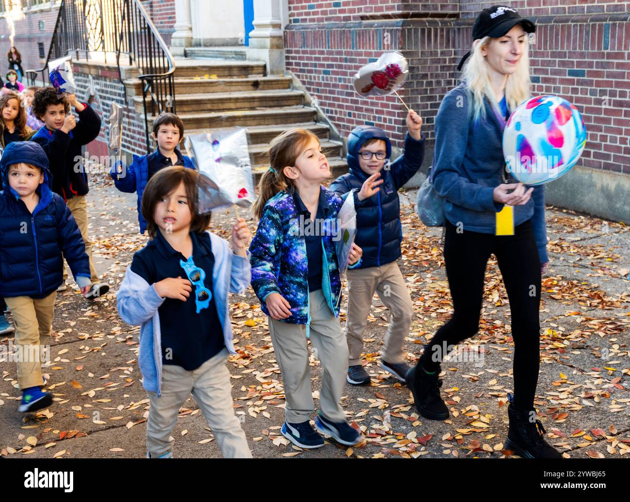 Young school children in Thanksgiving Day parade; Philadelphia ...