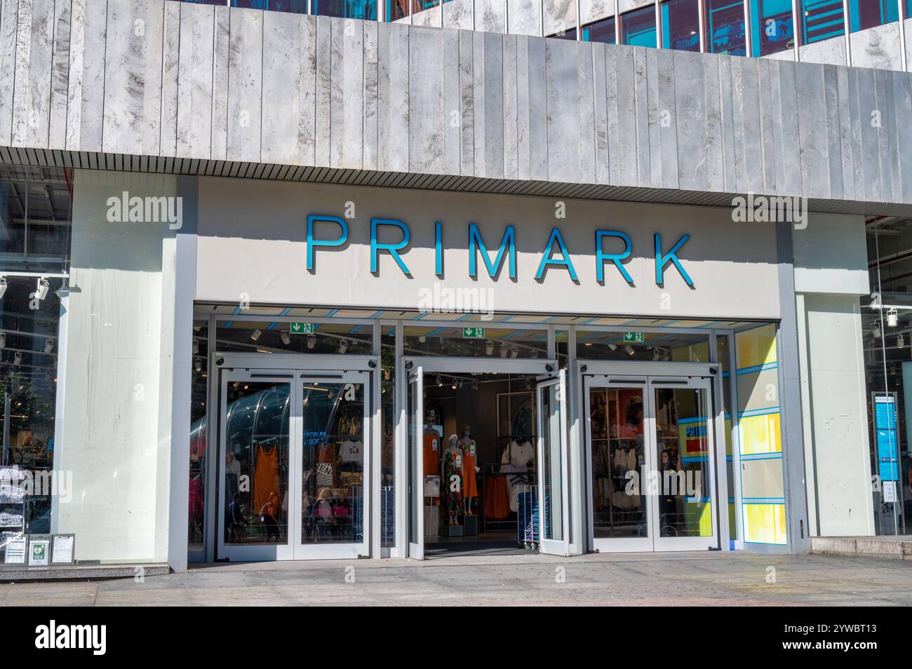 Primark store bilbao hi-res stock photography and images - Alamy