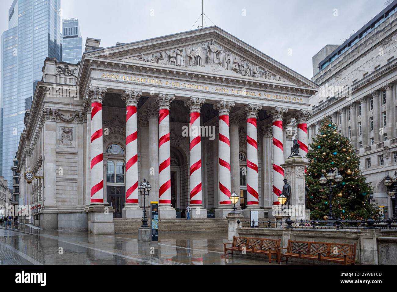Royal Exchange London - Royal Exchange building in the City of London ...