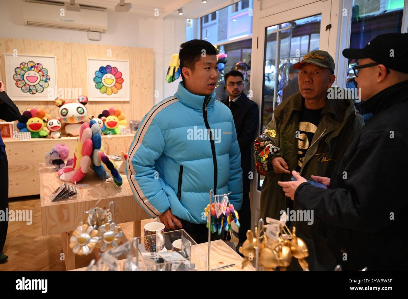 To coincide with the exhibition, Murakami took over the Gagosian ...