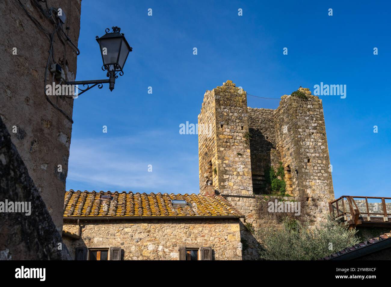 Monteriggioni medieval fortified town hi-res stock photography and ...