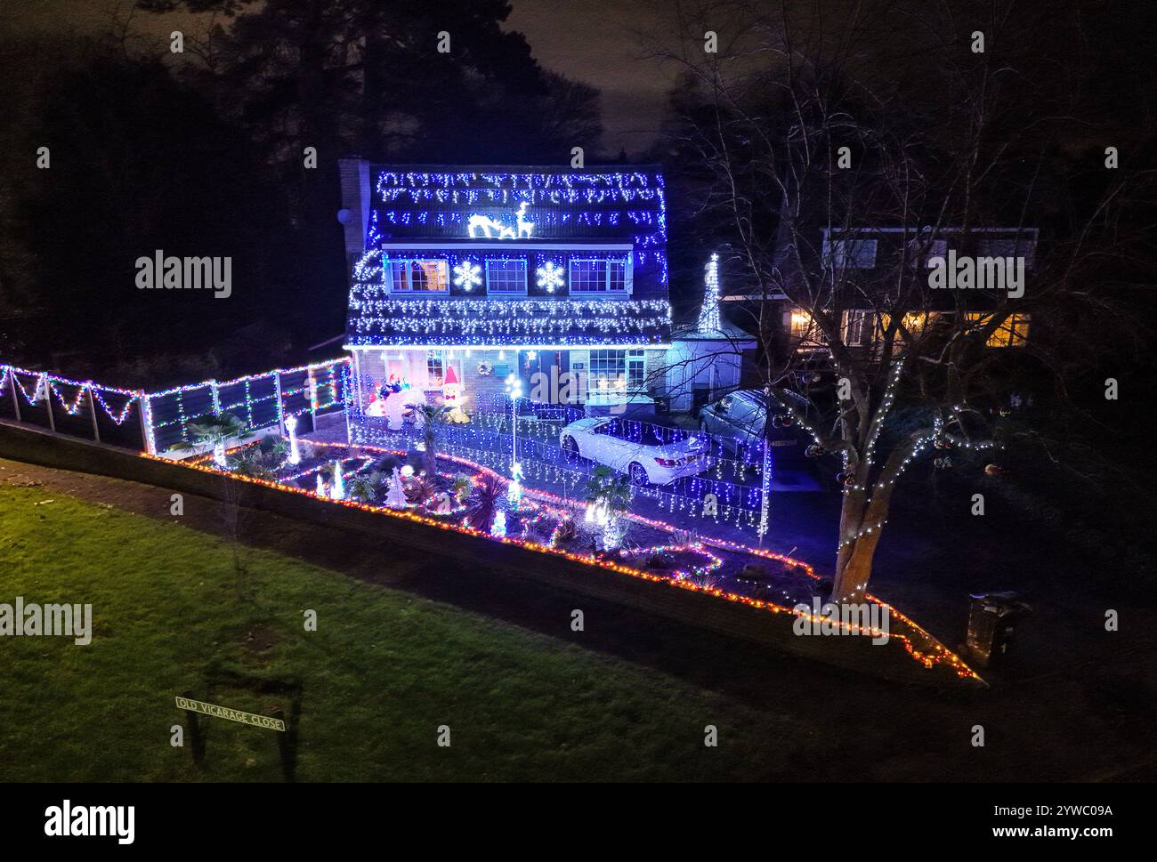 A Christmas light display on a house in Kempsey, Worcestershire ...