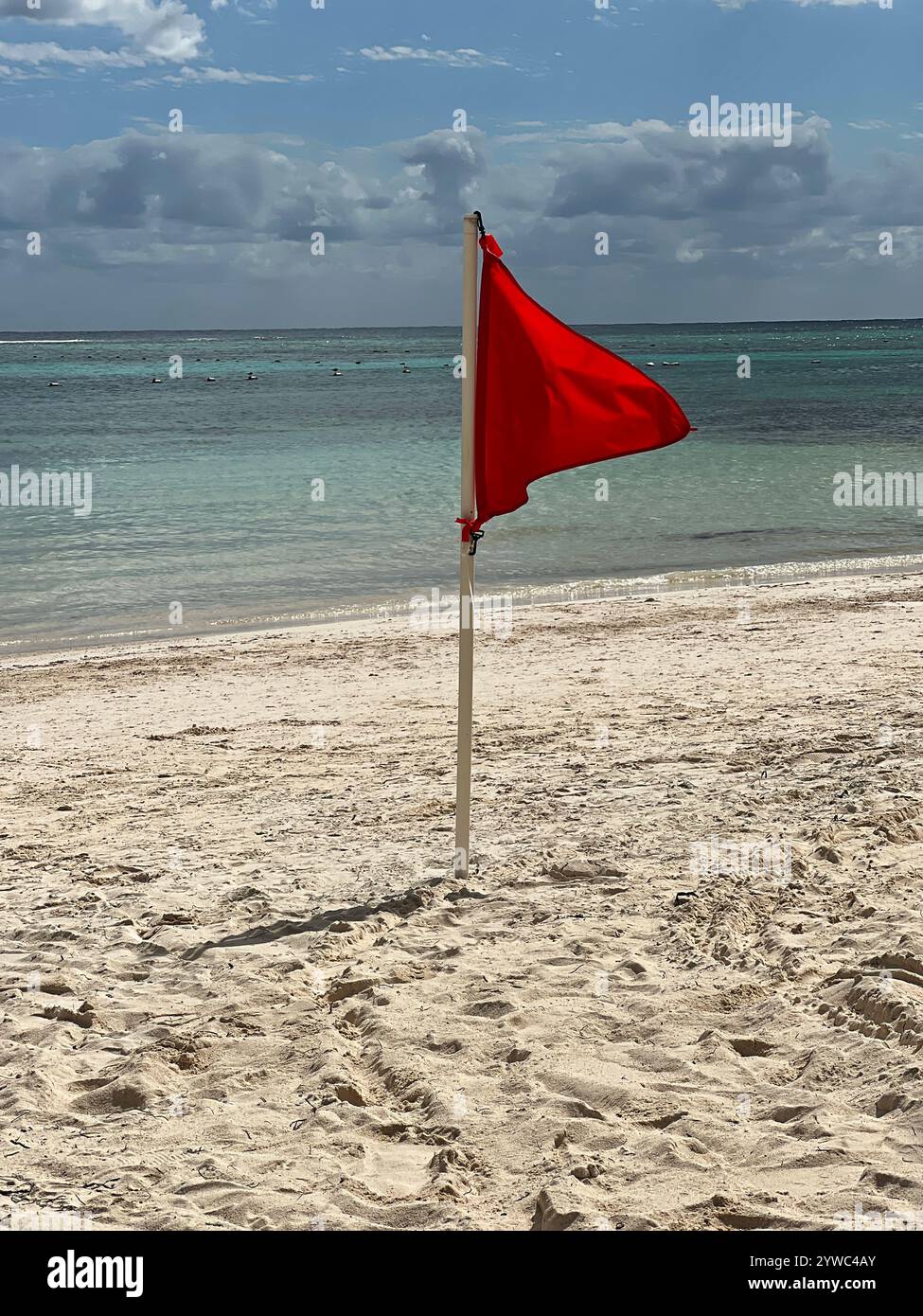 Beach flag indicating swimming hi-res stock photography and images - Alamy