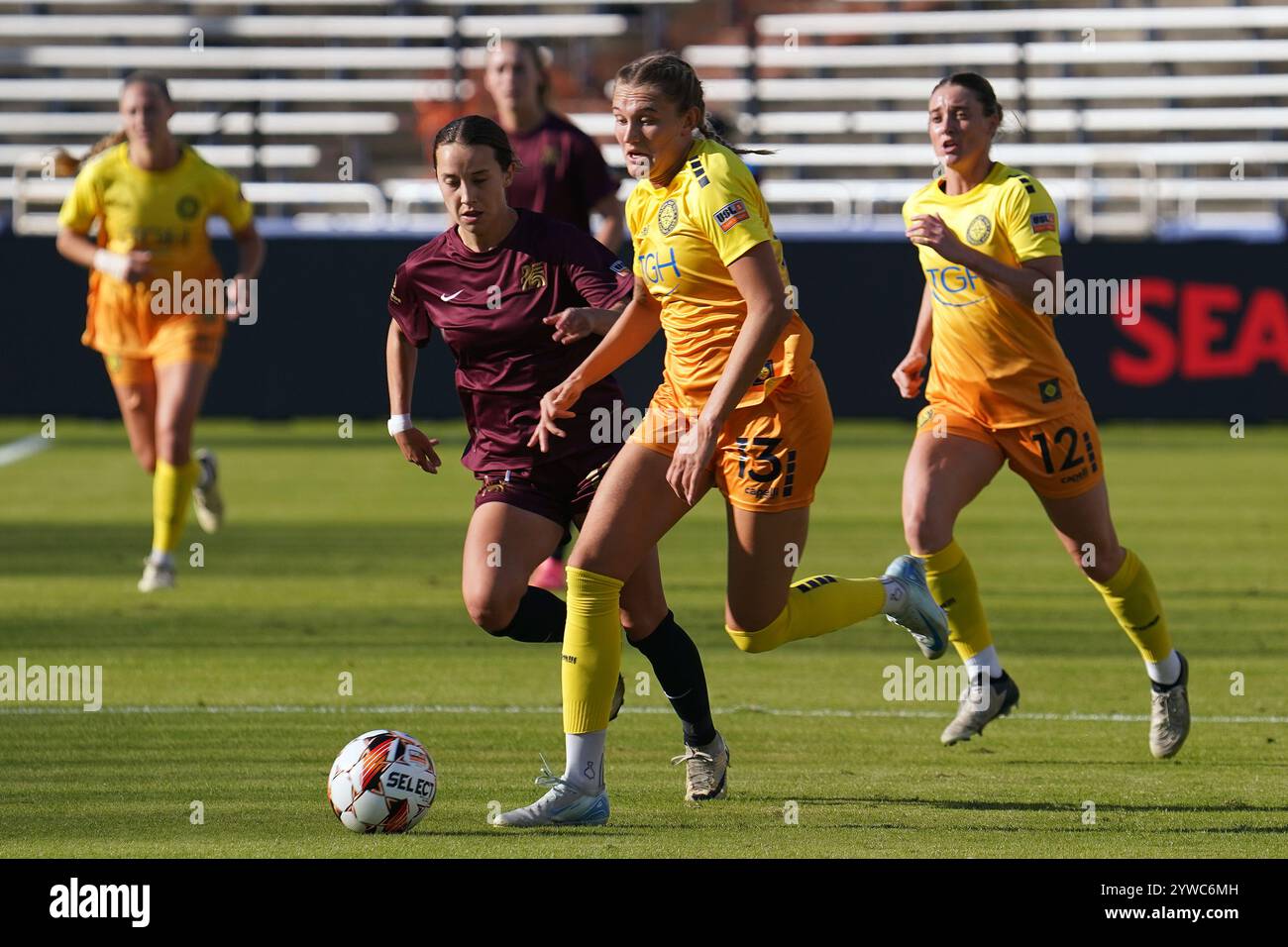 Dallas, United States. 08th Dec, 2024. Cecilie Fløe #13 of Tampa Bay ...