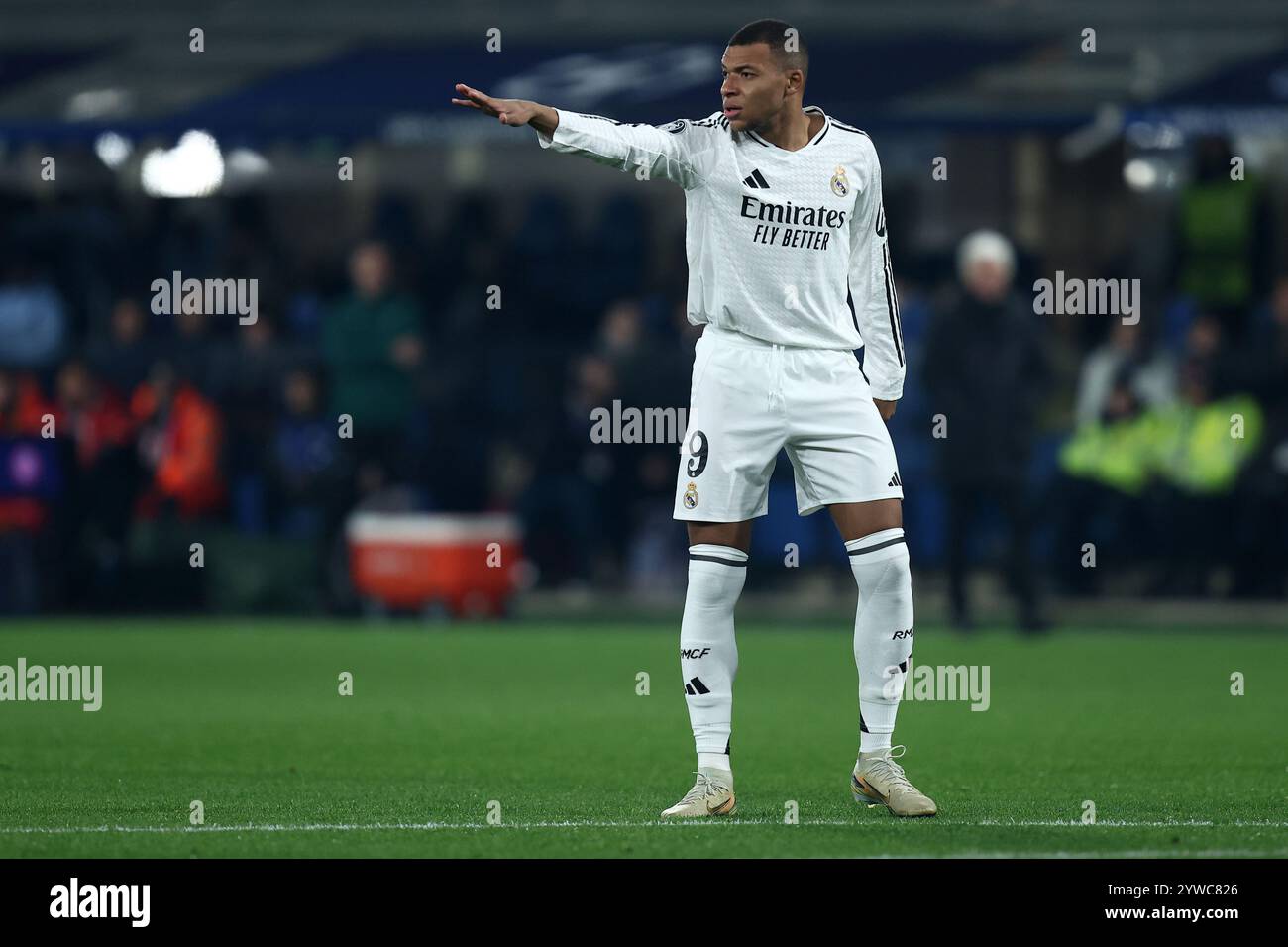 Kylian mbappe real madrid 2024 hi-res stock photography and images - Alamy