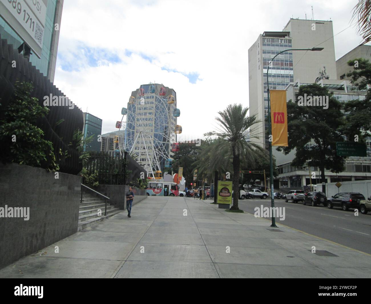 Water mercedes building hi-res stock photography and images - Alamy