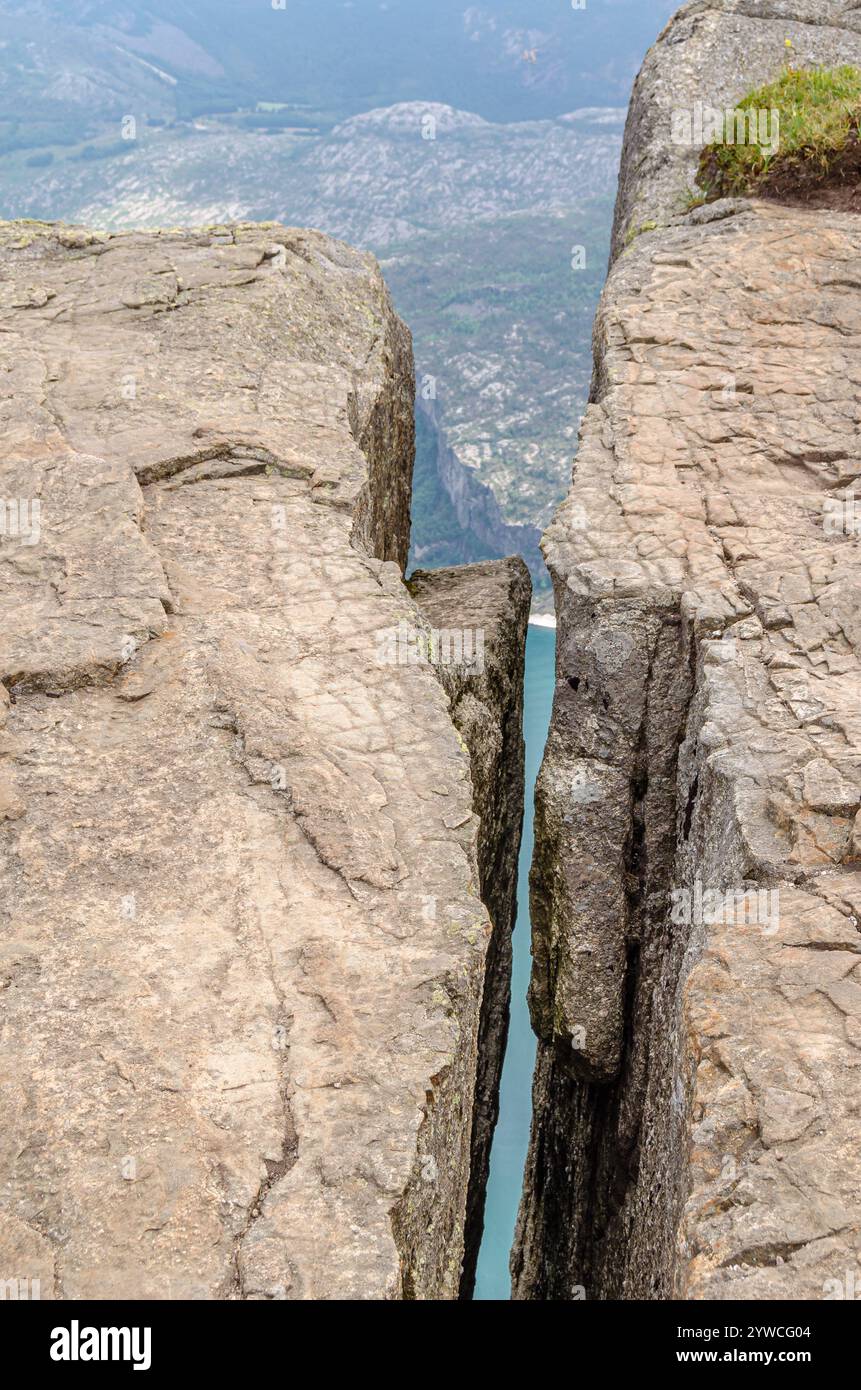 View of rock formations on the route to Preikestolen (The Pulpit Rock ...