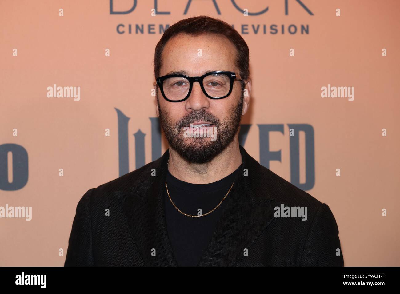 Los Angeles, USA. 10th Dec, 2024. Jeremy Piven attends Critics Choice ...