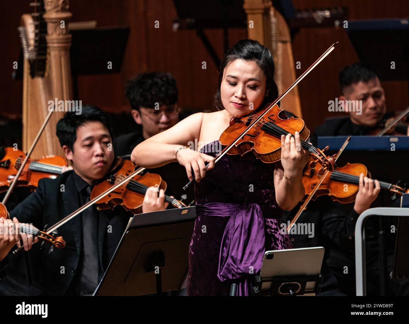 Juilliard orchestra hi-res stock photography and images - Alamy