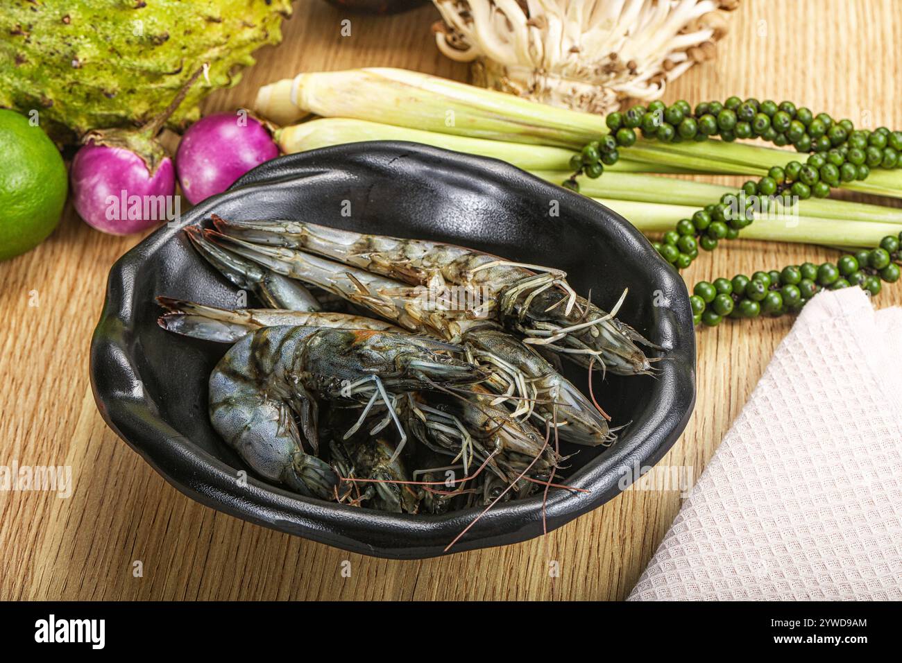 Fresh raw uncooked big tiger prawn Stock Photo - Alamy