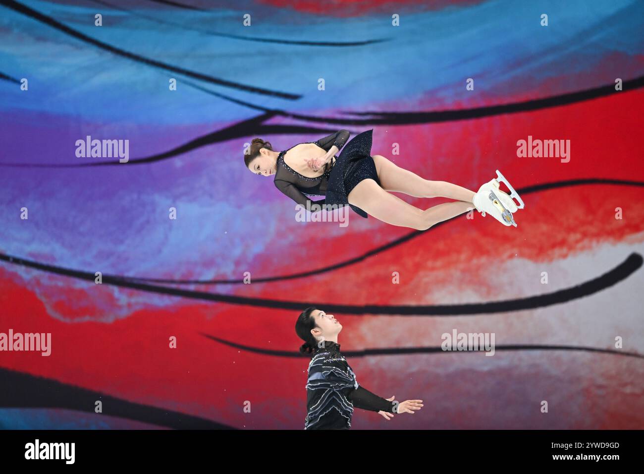 Chinese duo Wang Yuchen/Zhu Lei is in the pairs free skate contest ...