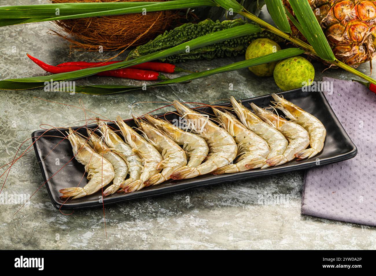 Raw fresh prawn seafood for cooking Stock Photo - Alamy