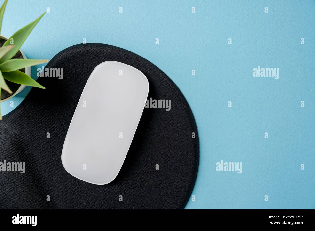 Round mousepad hi-res stock photography and images - Alamy