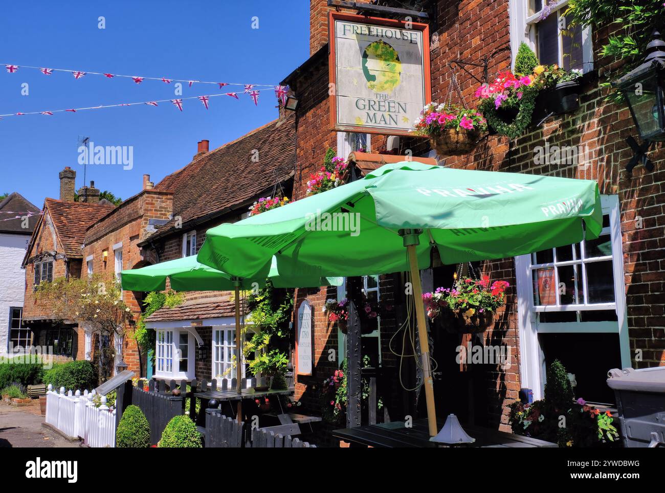 Denham: The Green Man pub in Village Road, Denham, Uxbridge, England ...