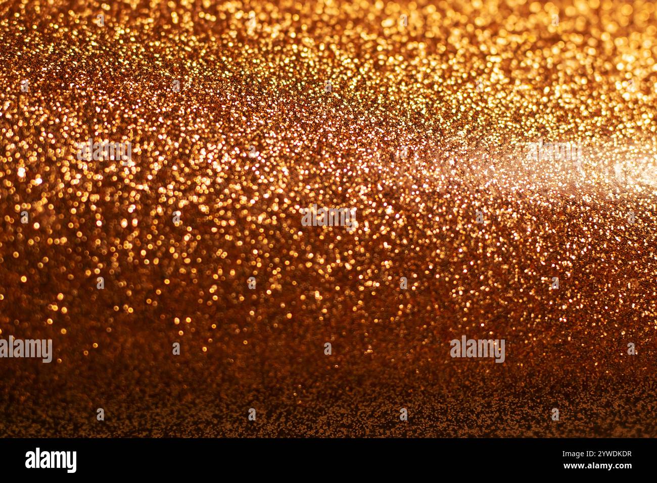 A detailed close up of a shimmering gold glitter background texture Stock Photo - Alamy