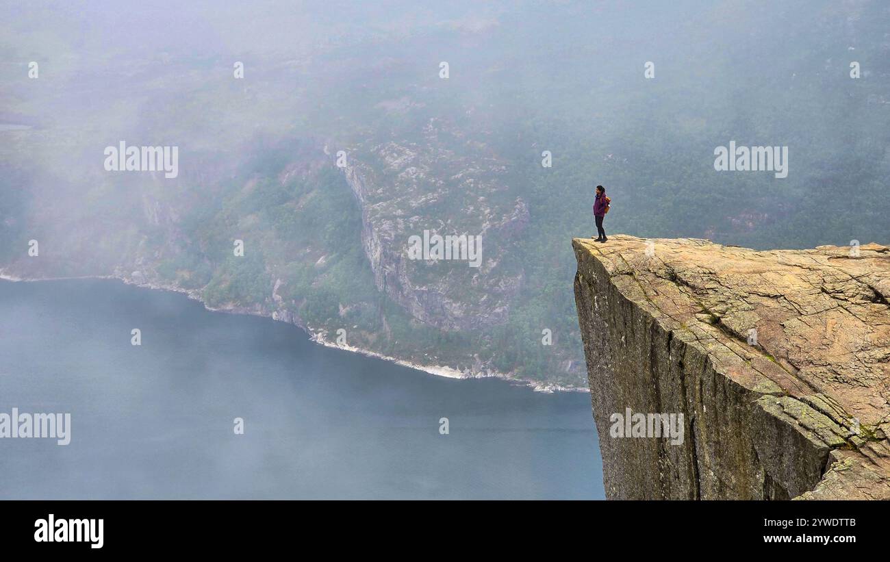 Experience breathtaking beauty lysefjorden norway hi-res stock ...