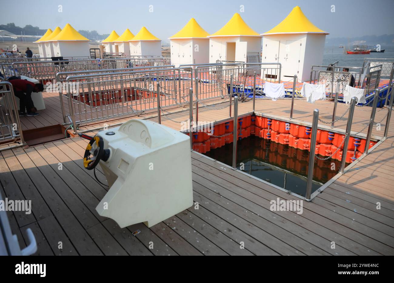 PRAYAGRAJ, INDIA - DECEMBER 10: Floating Houseboat with swimming pool ...