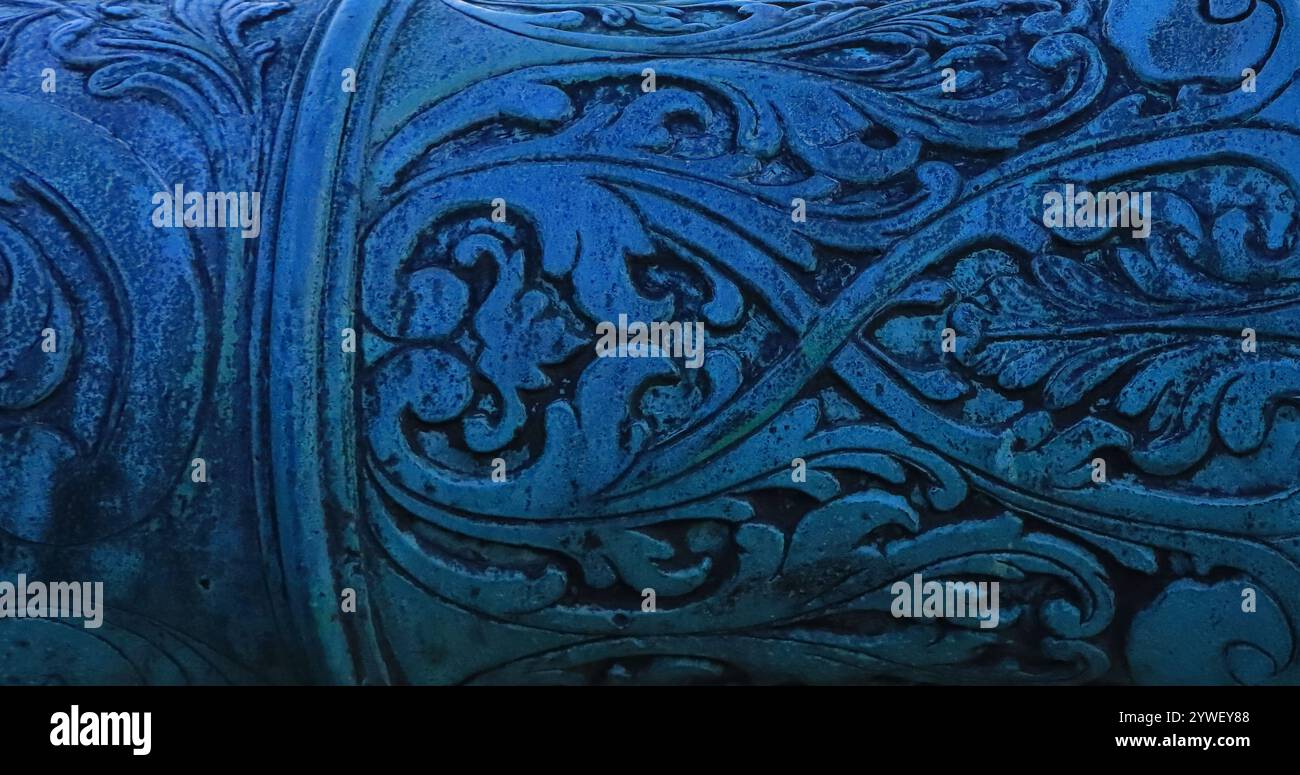 Scrollwork hi-res stock photography and images - Alamy