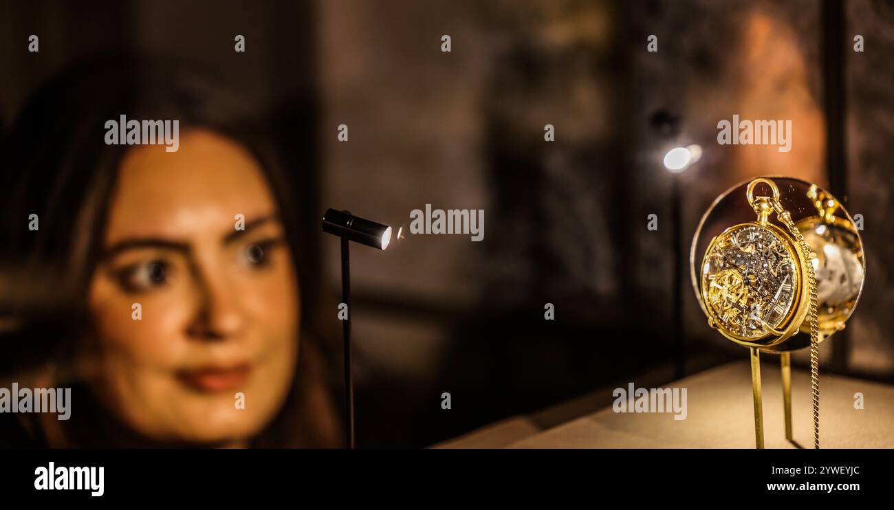 Worlds most valuable watches hi-res stock photography and images - Alamy