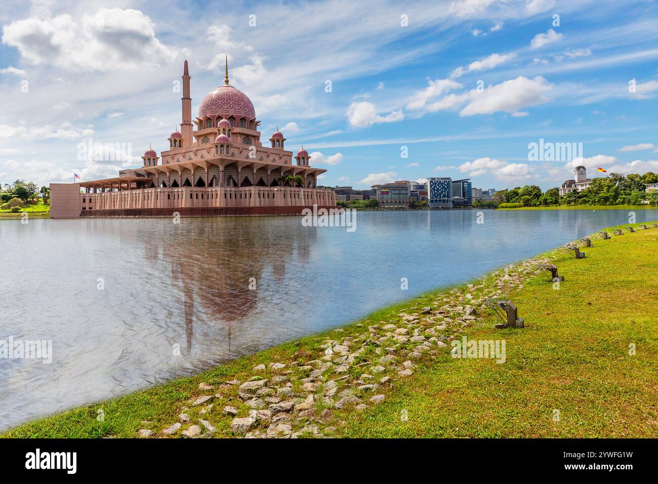 Putra Mosque in Putrajaya with its reflection in the lake, Malaysia ...