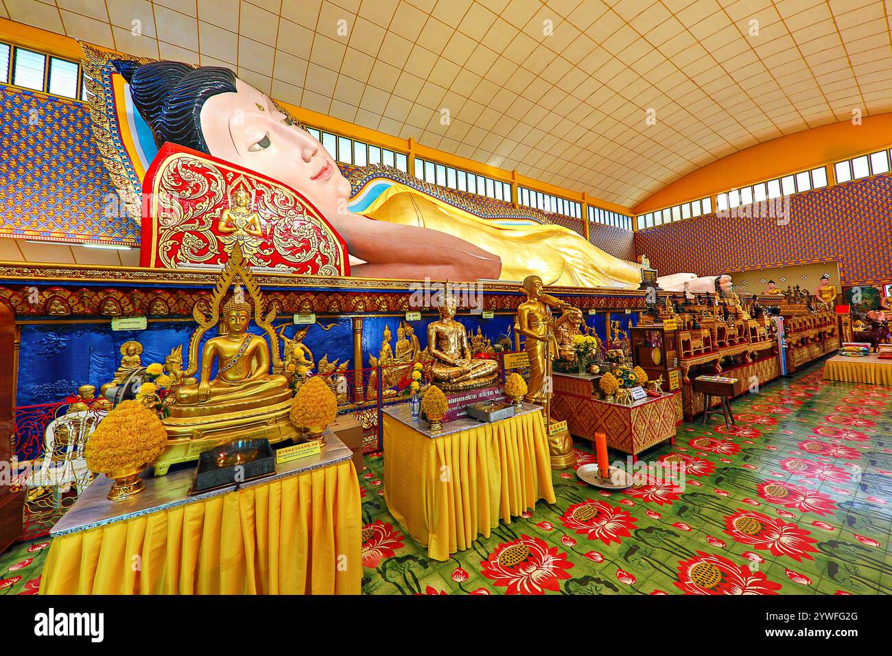 Thai Buddhist Temple known as Wat Chaiya Mangkalaram in Penang ...