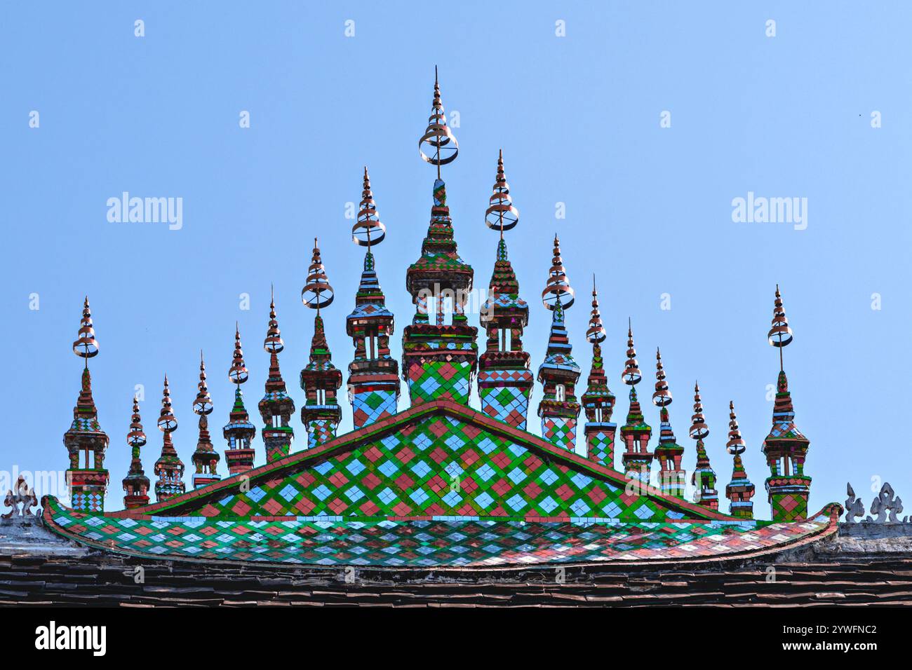 Buddhist temple structure hi-res stock photography and images - Alamy