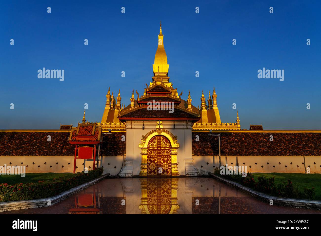 Temple known as Pha That Luang in Vientiane, Laos Stock Photo - Alamy