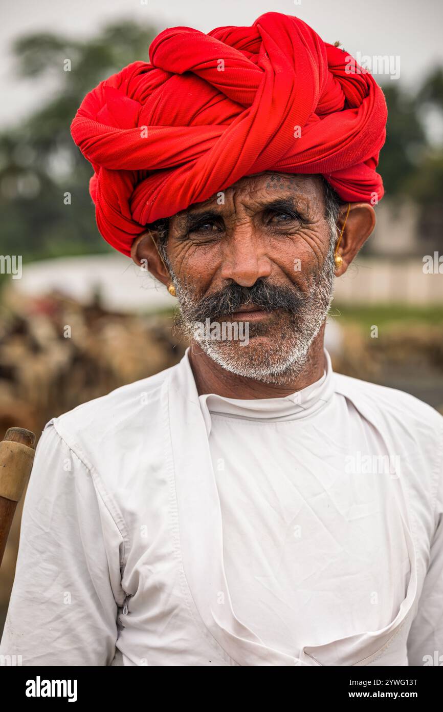 Portrait of a Rabari herder, Gujarat, India Stock Photo - Alamy