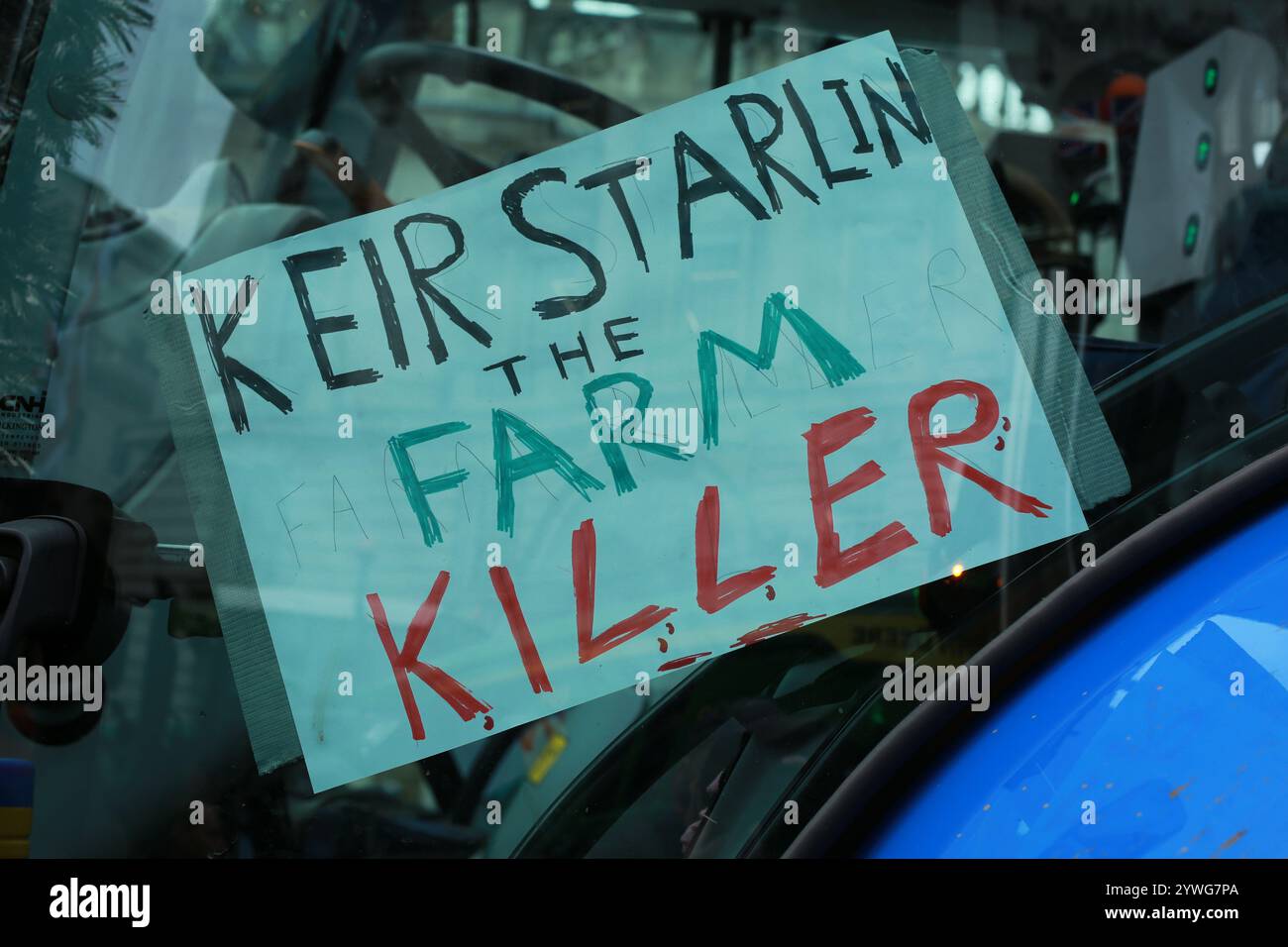 London, UK. 11 December 2024. Hundreds of tractors descend on ...