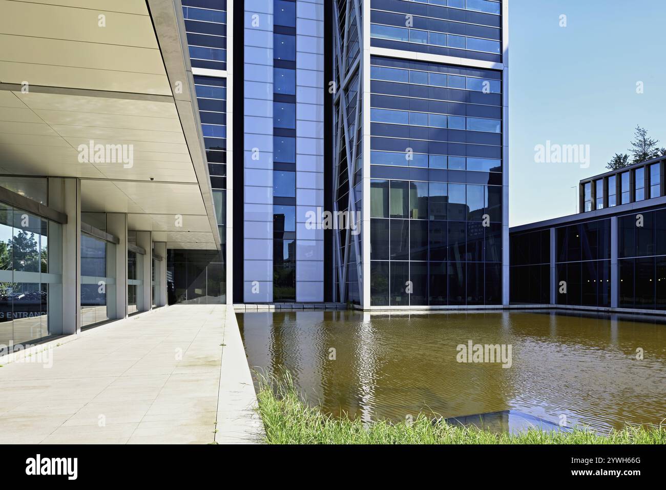 Skyscraper, Cross, Towers, architect Norman Foster, Zuidas financial ...