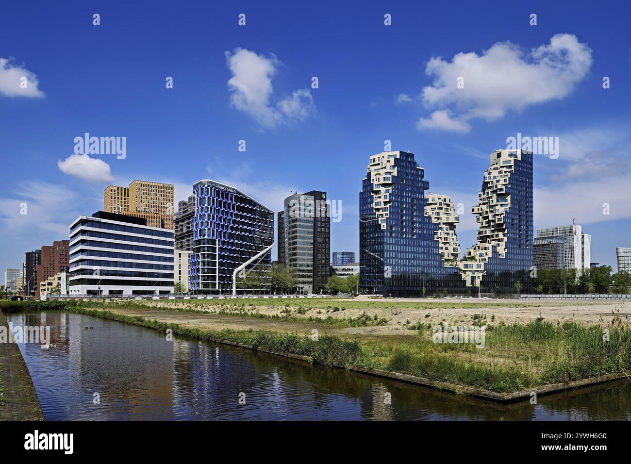 Skyline with office buildings NautaDutilh, Symphony, towers, Symphony ...