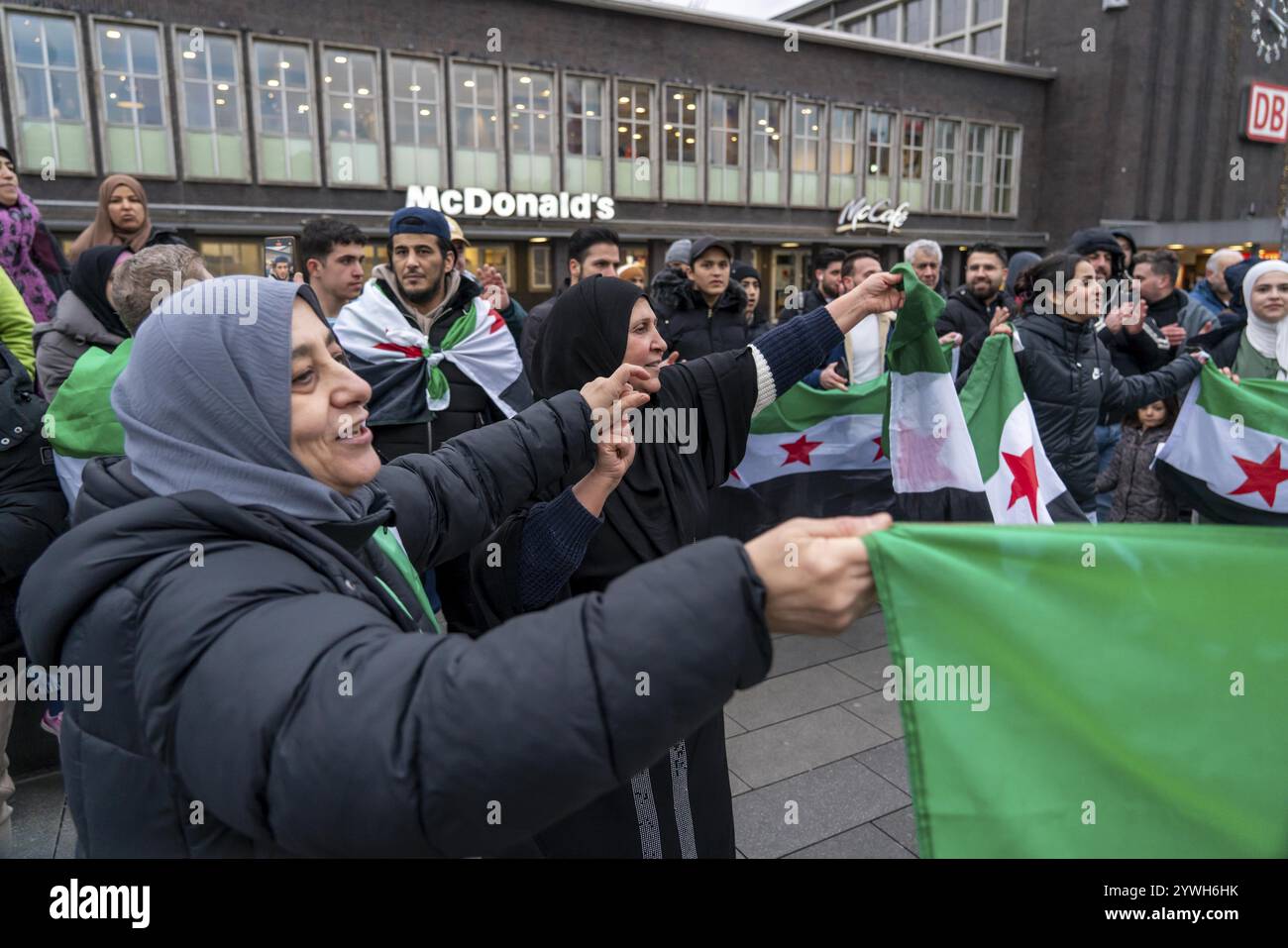 Syrian woman celebrate the end of the Assad regime after the change of ...