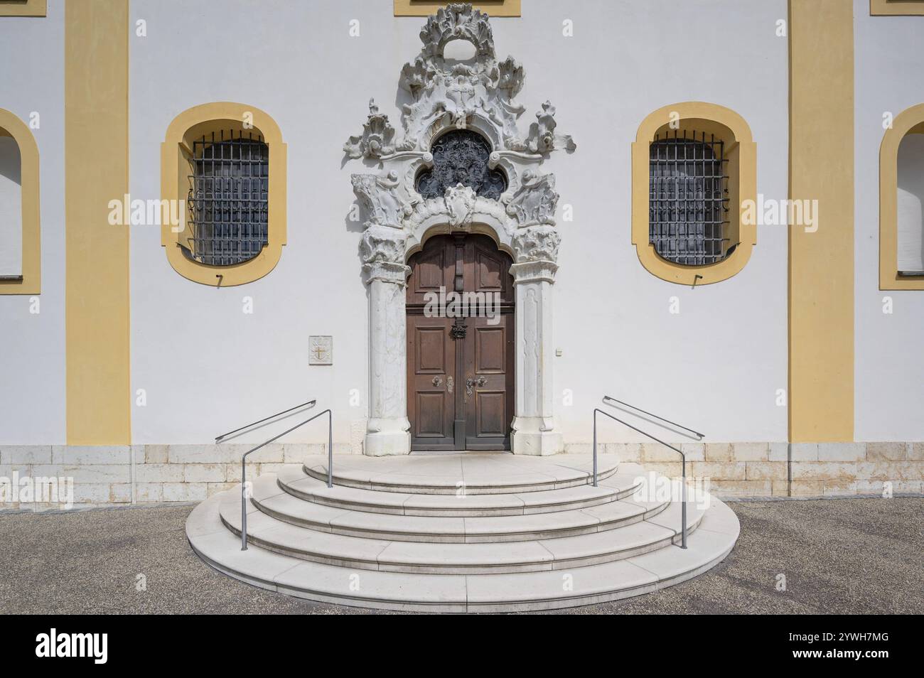 German basilicas hi-res stock photography and images - Alamy
