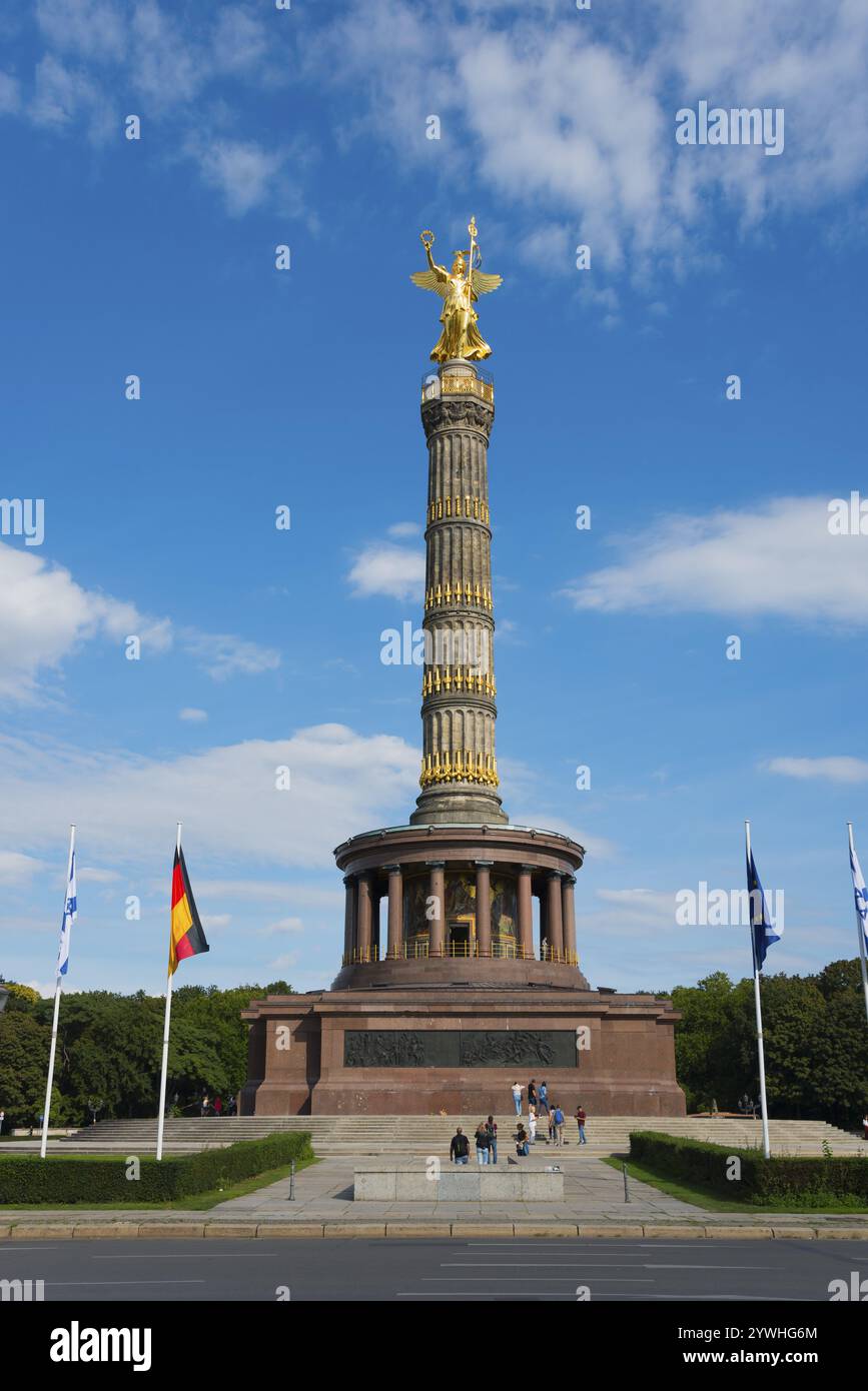 Golden star pillars hi-res stock photography and images - Alamy