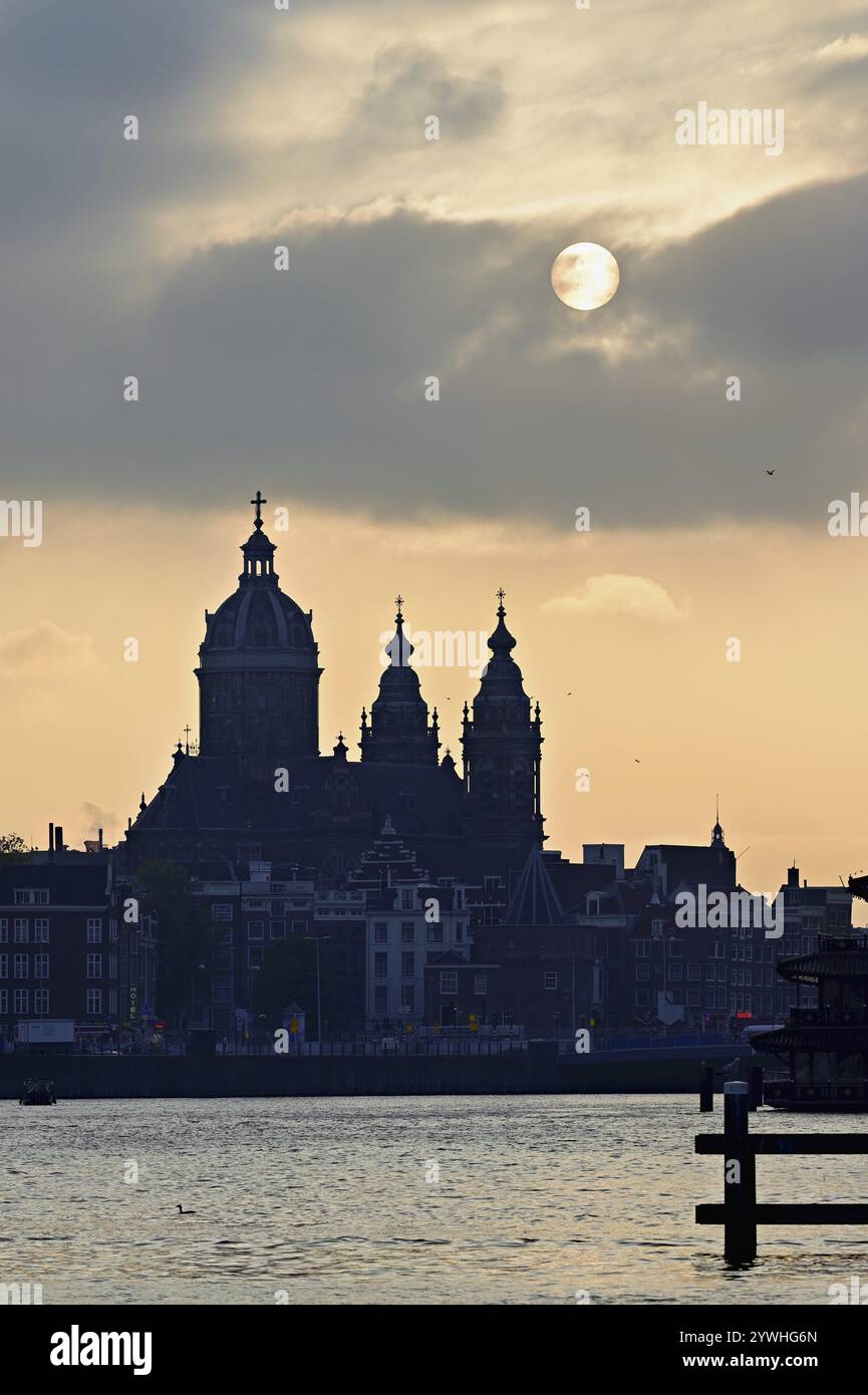 Basilica of St Nicholas (Dutch: Sint-Nicolaasbasiliek), Roman Catholic ...