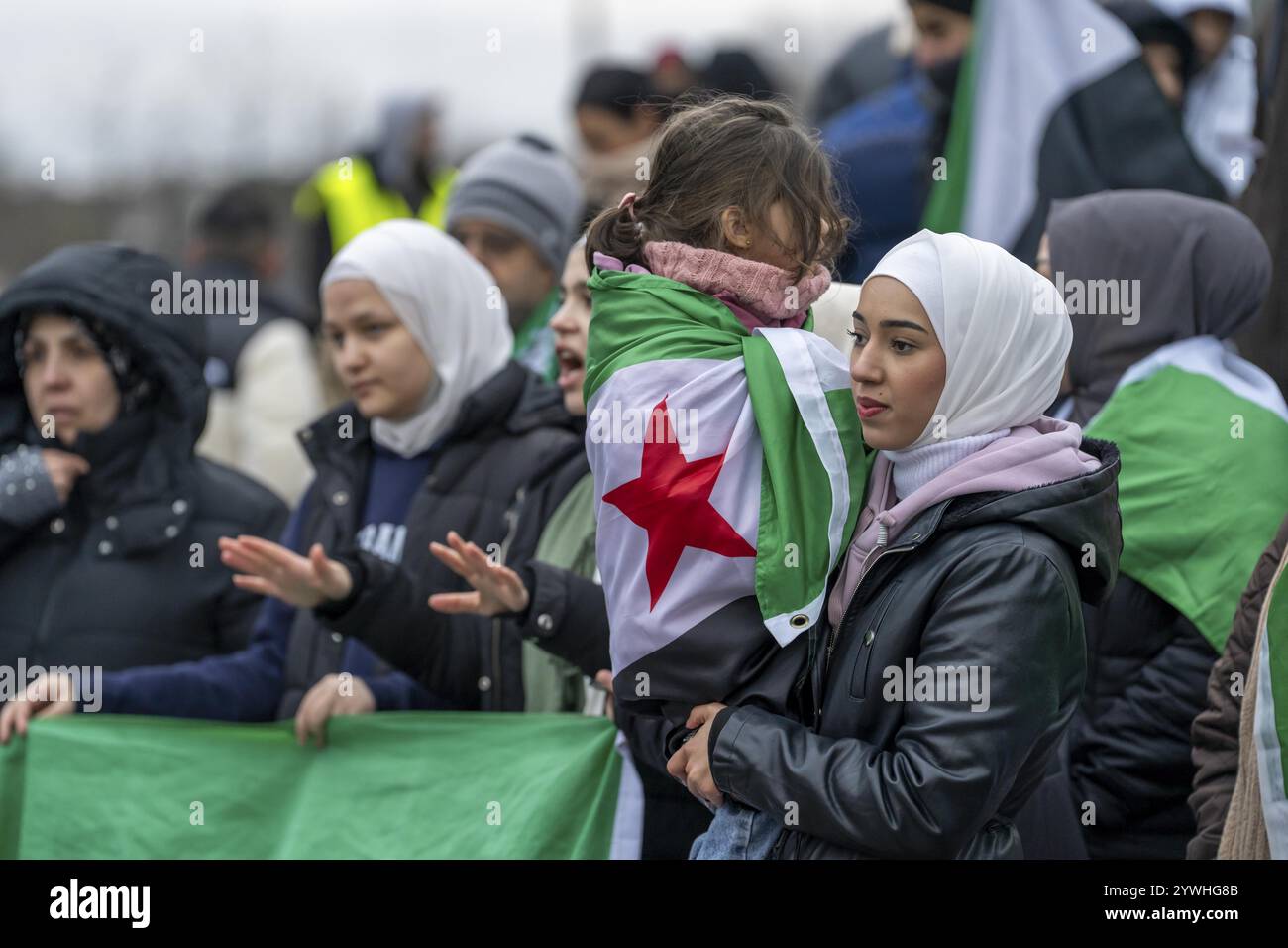 Syrian woman celebrate the end of the Assad regime after the change of ...