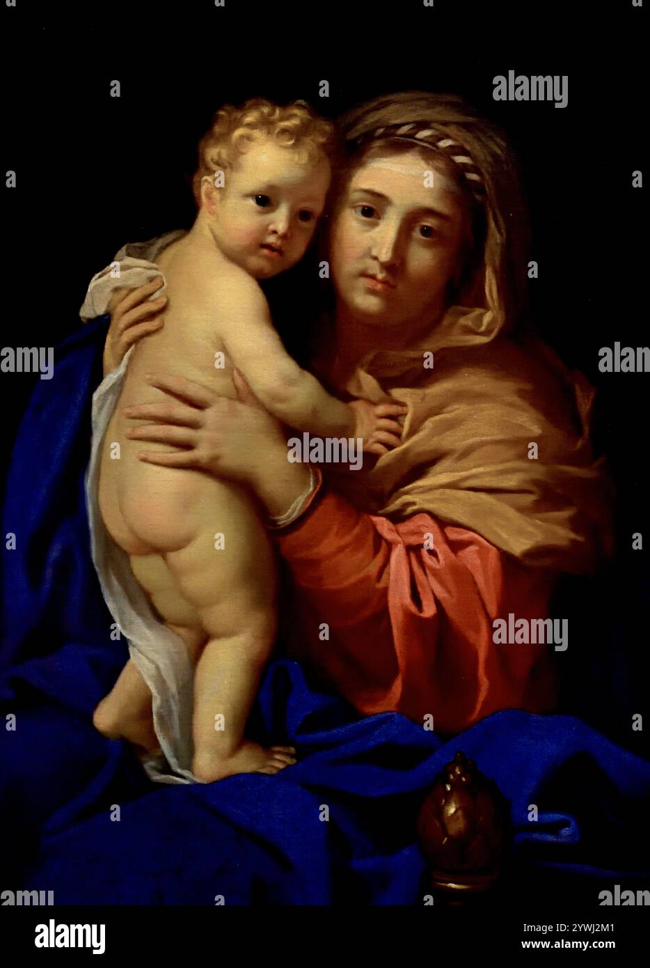 Enfant brun hi-res stock photography and images - Alamy