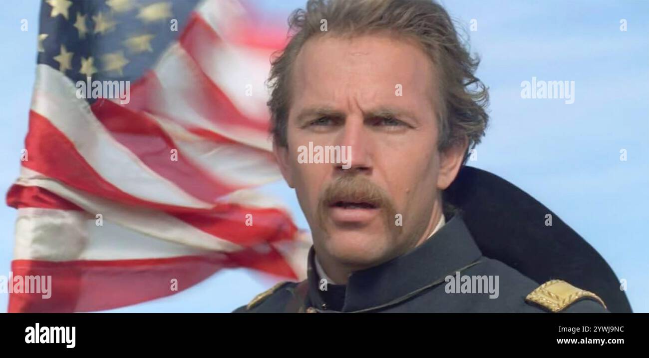 DANCES WITH WOLVES 1990 Orion Pictures film with Kevin Costner as Lt ...