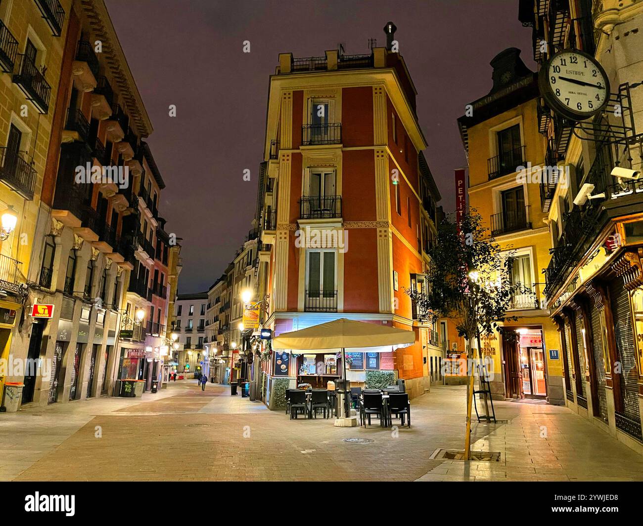 Postas street, night view. Madrid, Spain Stock Photo - Alamy