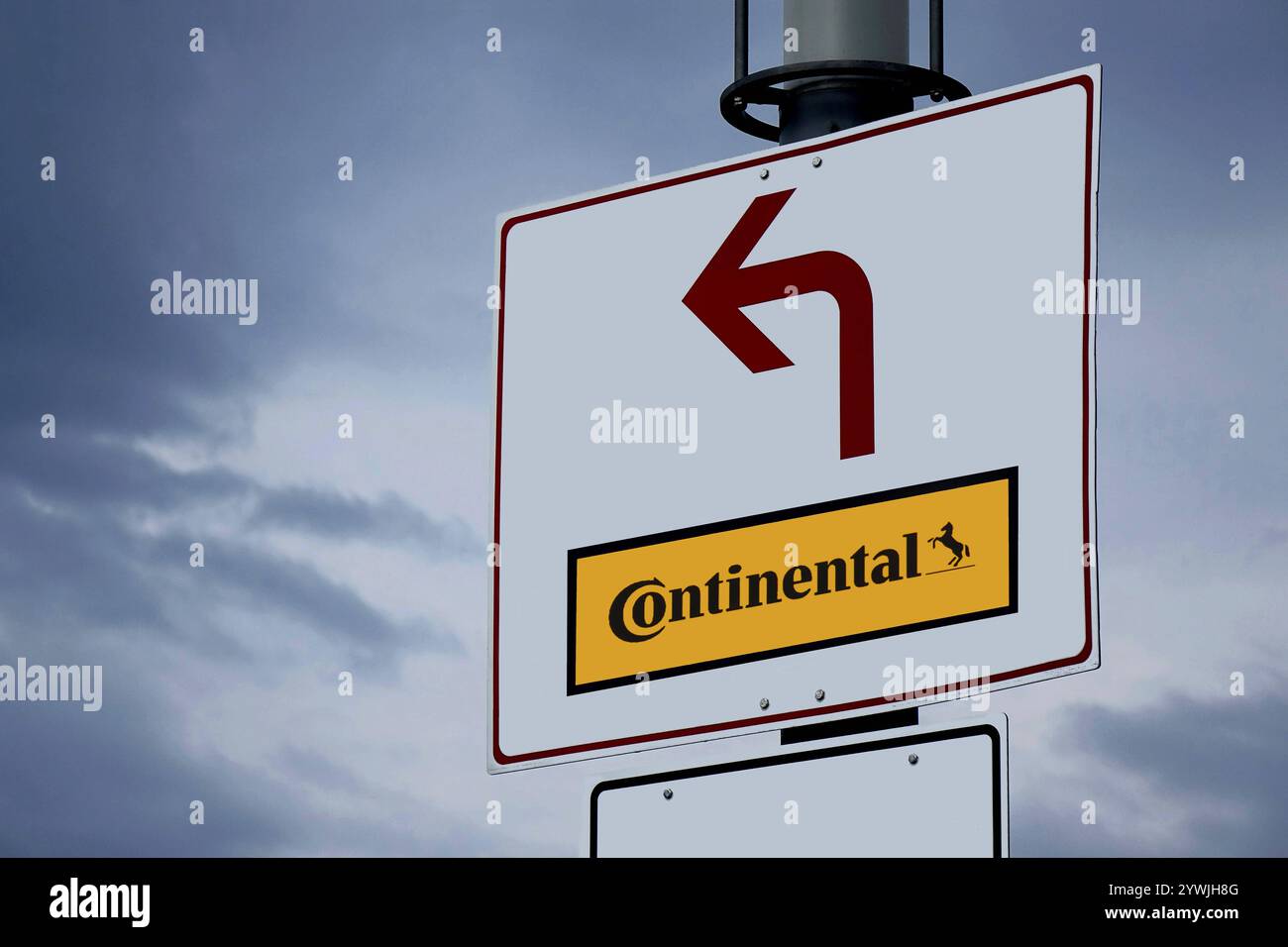 Wegweiser mit Schriftzug Continental Wegweiser mit Schriftzug ...