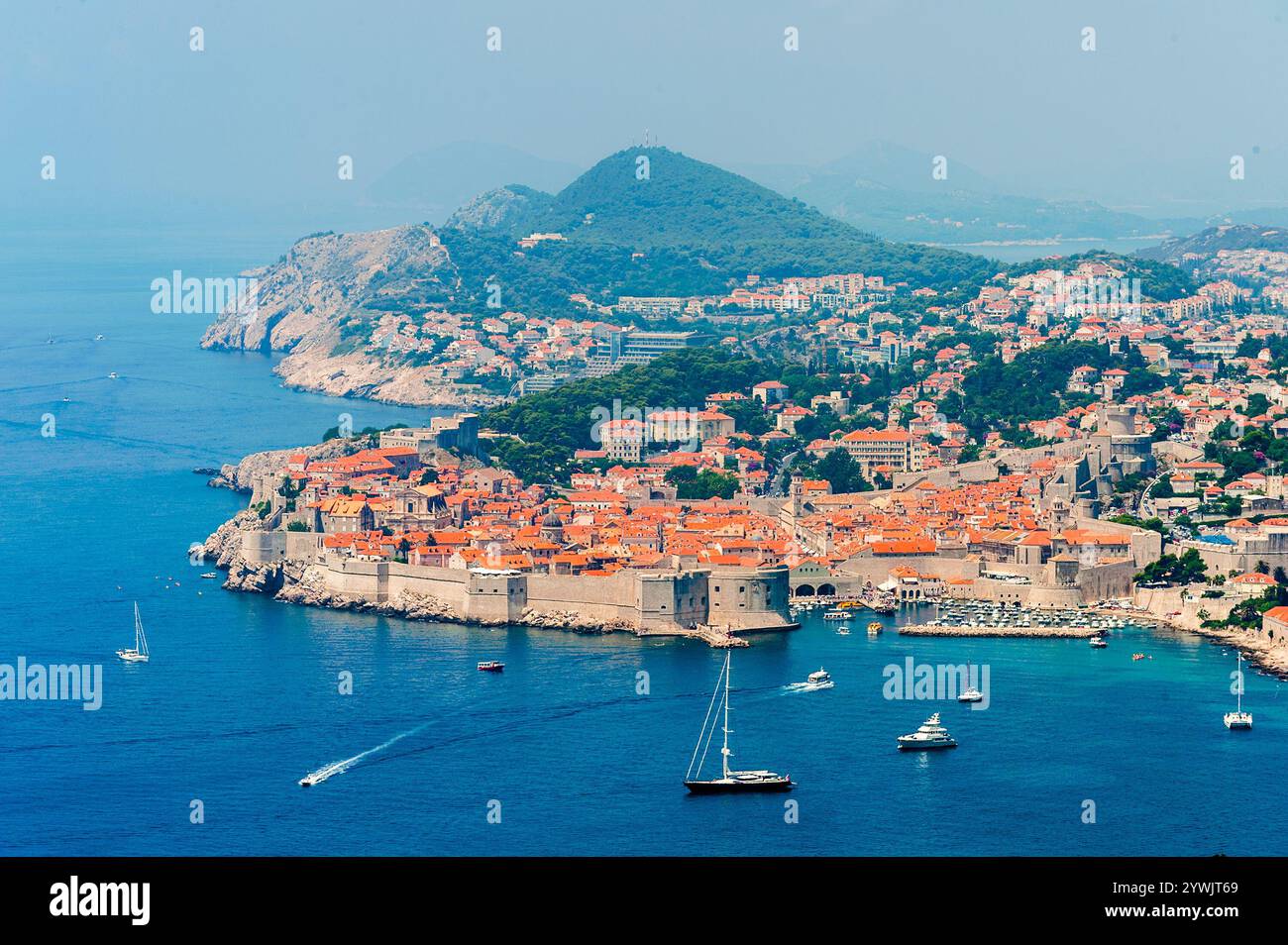 Hazy sea view hi-res stock photography and images - Alamy